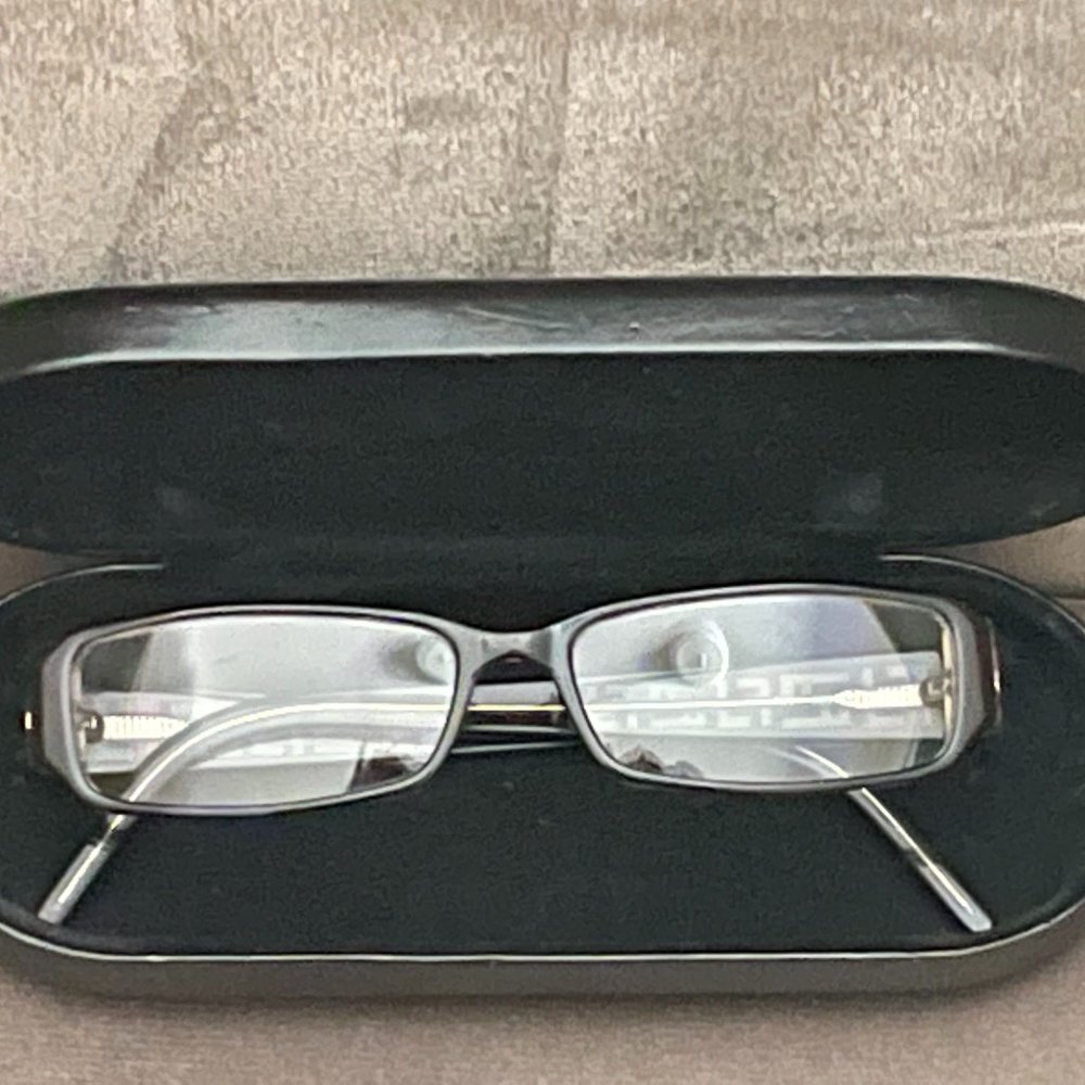 Fendi Black And Clear Frame Eyeglasses With Fendi Cas… - Gem